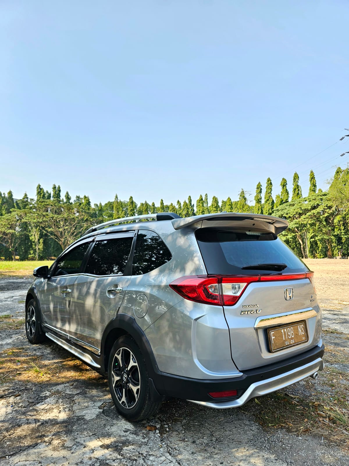 Honda BR-V E - Sentul Motor